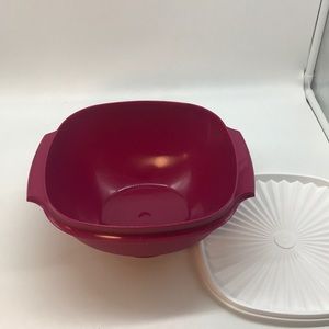 Tupperware | Kitchen | Tupperware Servalier Set Of 5 | Poshmark